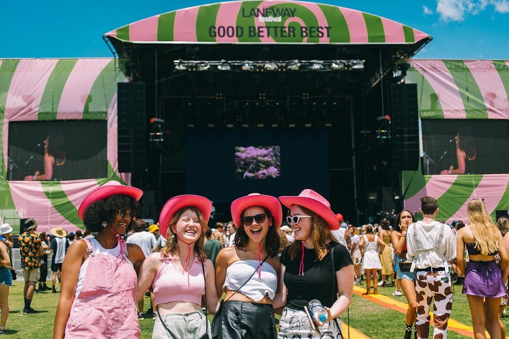 Laneway Line-up ‘Marinating’